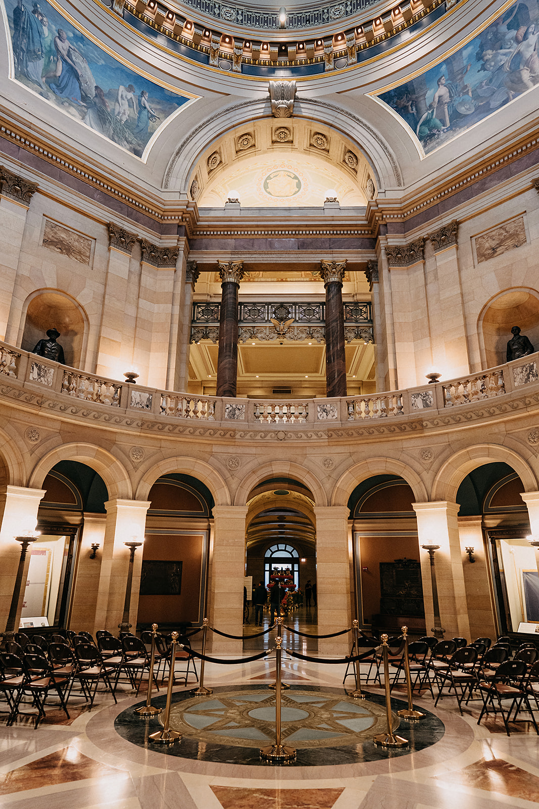 Minnesota State Capitol Wedding in Saint Paul, MN - Winsome Photos